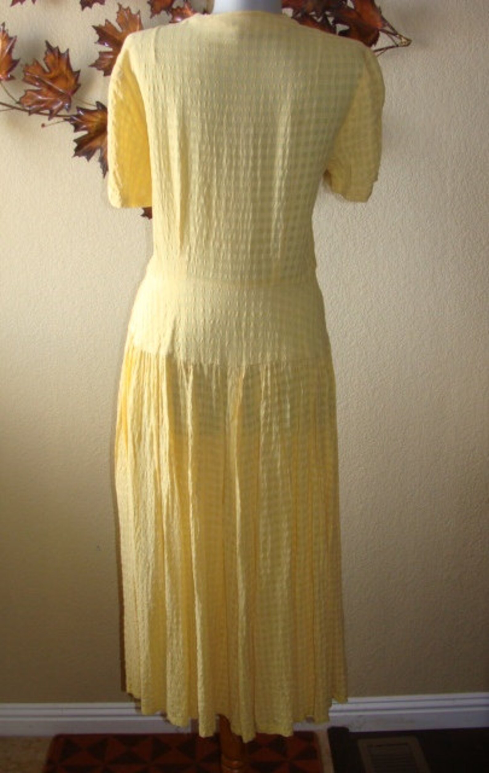 Vintage Mid Century Sheer Window Pane Yellow Sears Sucker Pucker Ladies ...