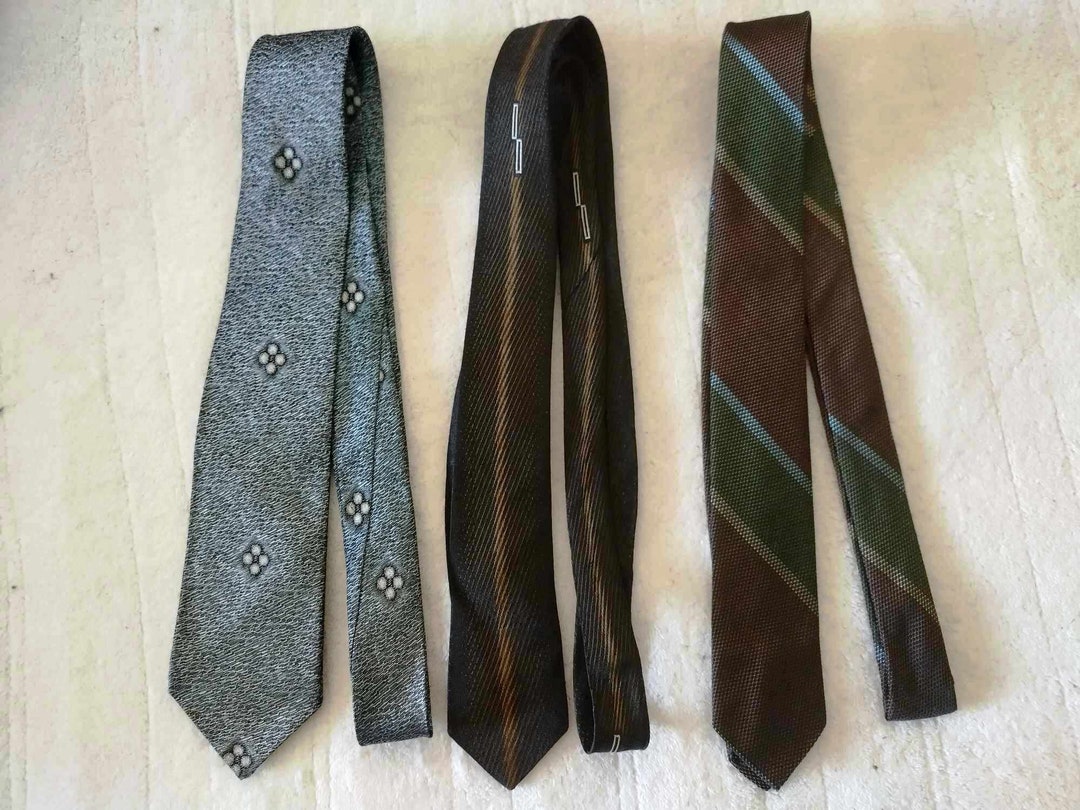Antique Ties 1930 to 1950's Mid Century Vintage Skinny Tie Silver ...