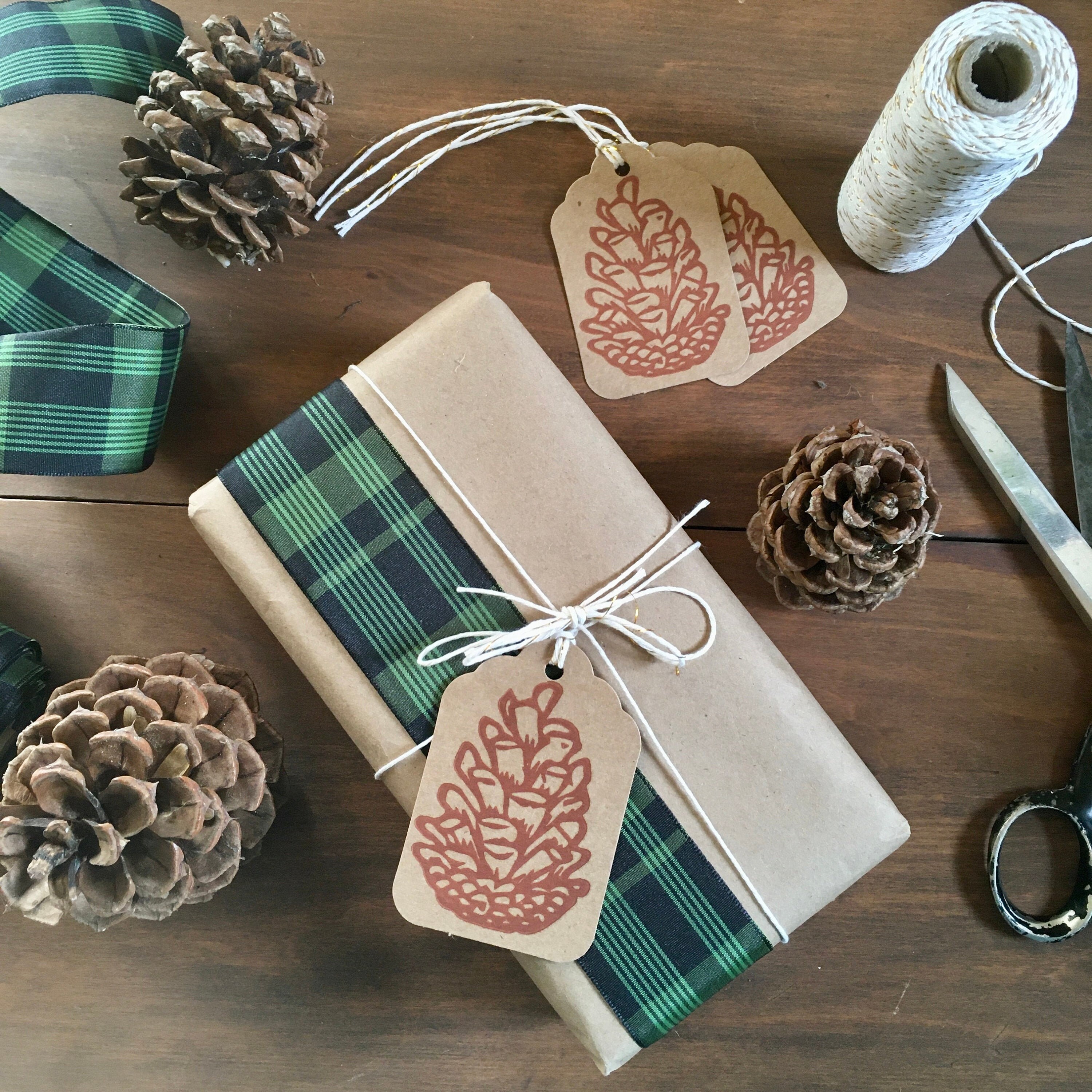 Pine Cone Letterpress Gift Tag Set: Kraft Scalloped Tags - Etsy