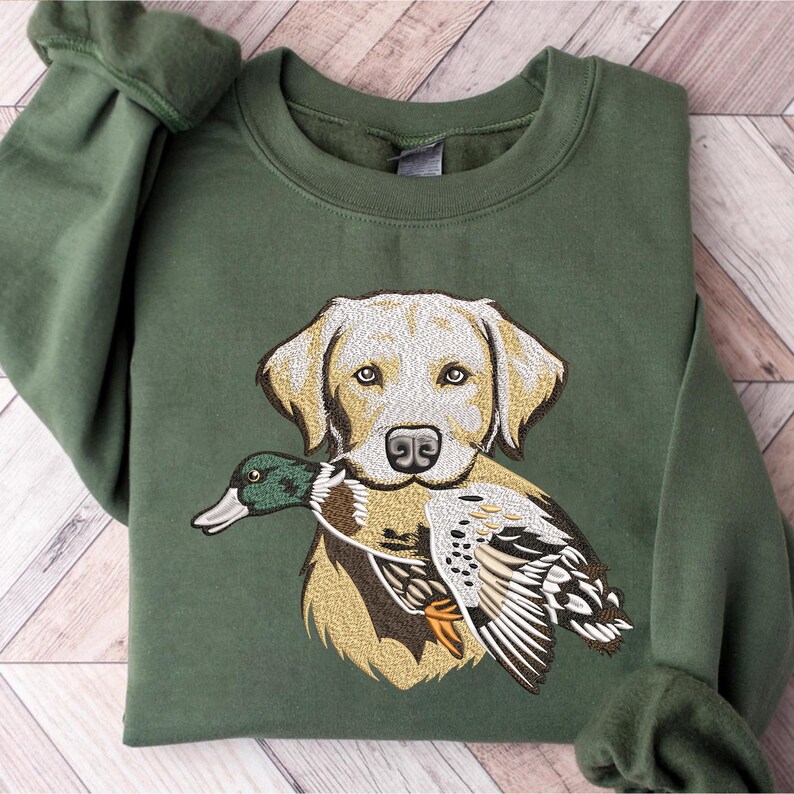 Embroidered Duck Design, Hunting Dog With Duck Embroidery, Wildlife ...