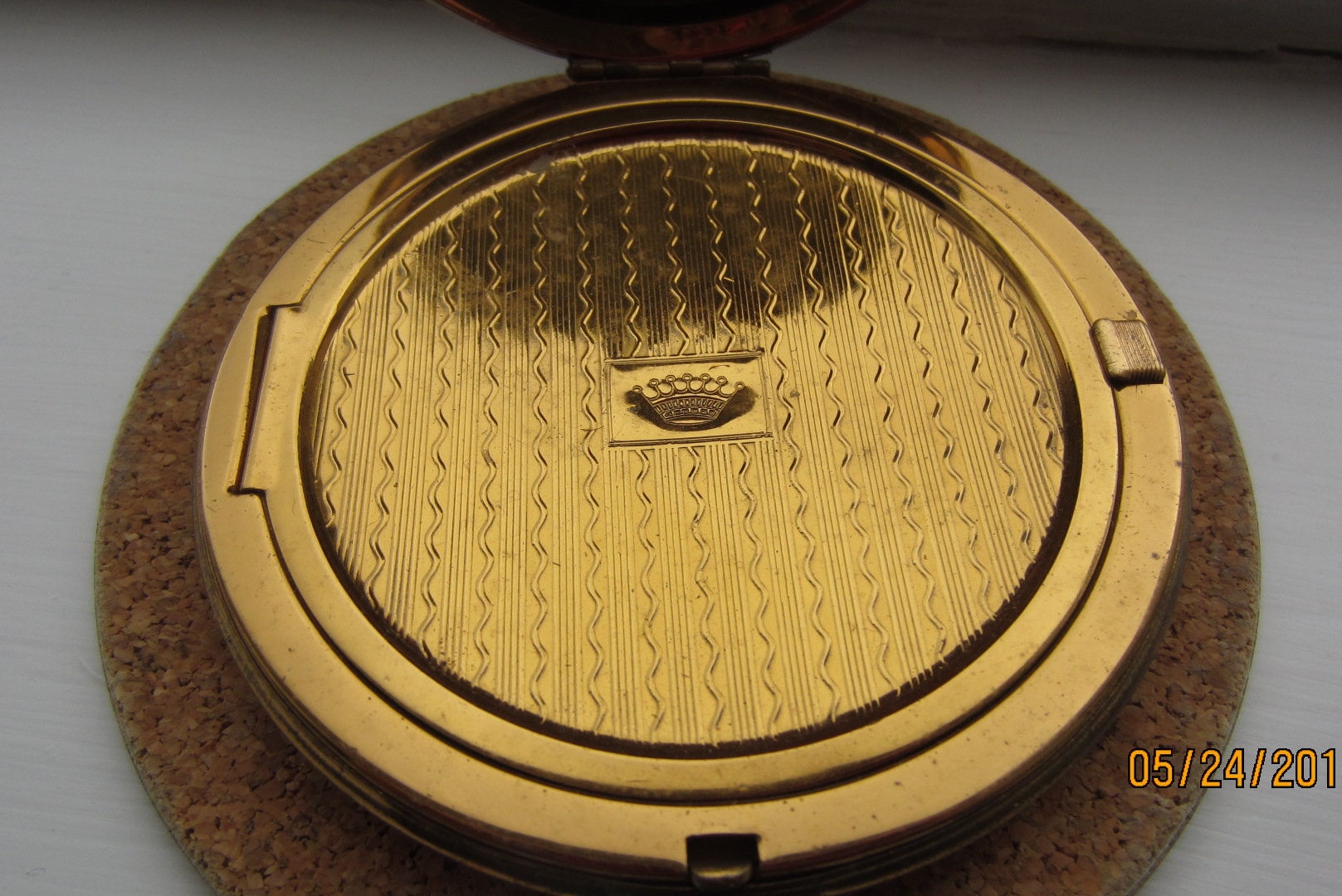 Mascot Compact Vintage With Black and Gold Enamel Design Make - Etsy