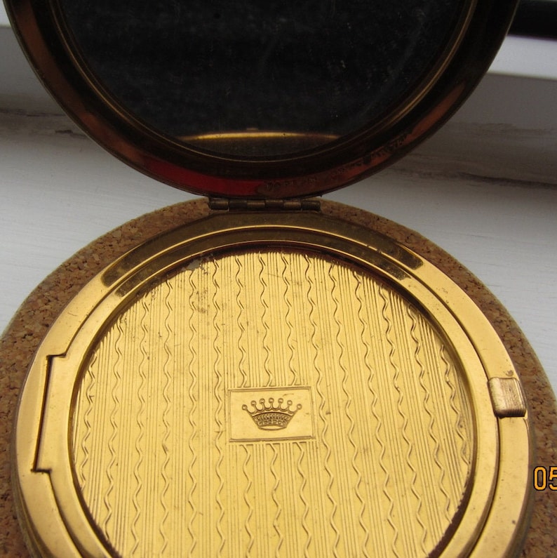 Mascot Compact Vintage With Black and Gold Enamel Design Make - Etsy