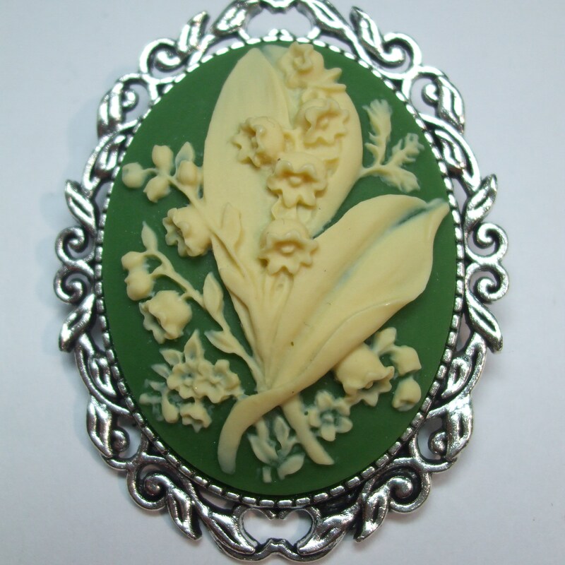 Flower Cameo Brooch - Etsy
