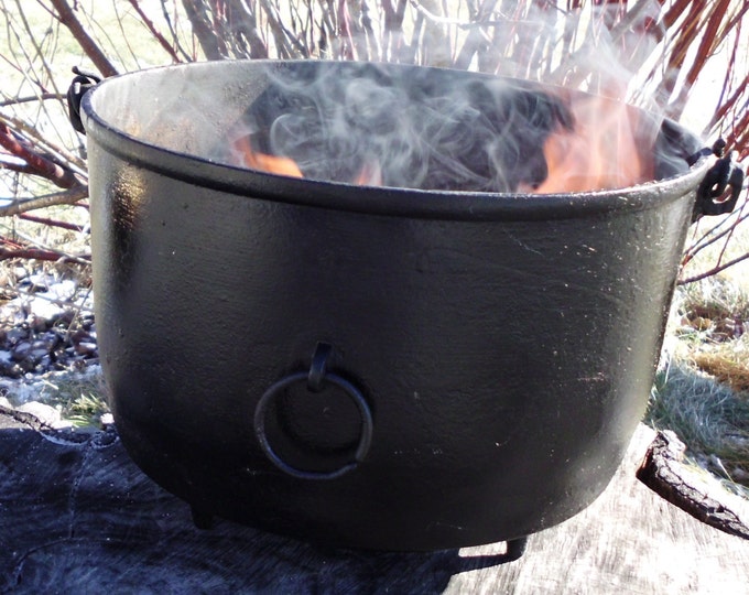 Large Witches Cauldron, Vintage Cauldron, Spellwork, Witches Coven ...