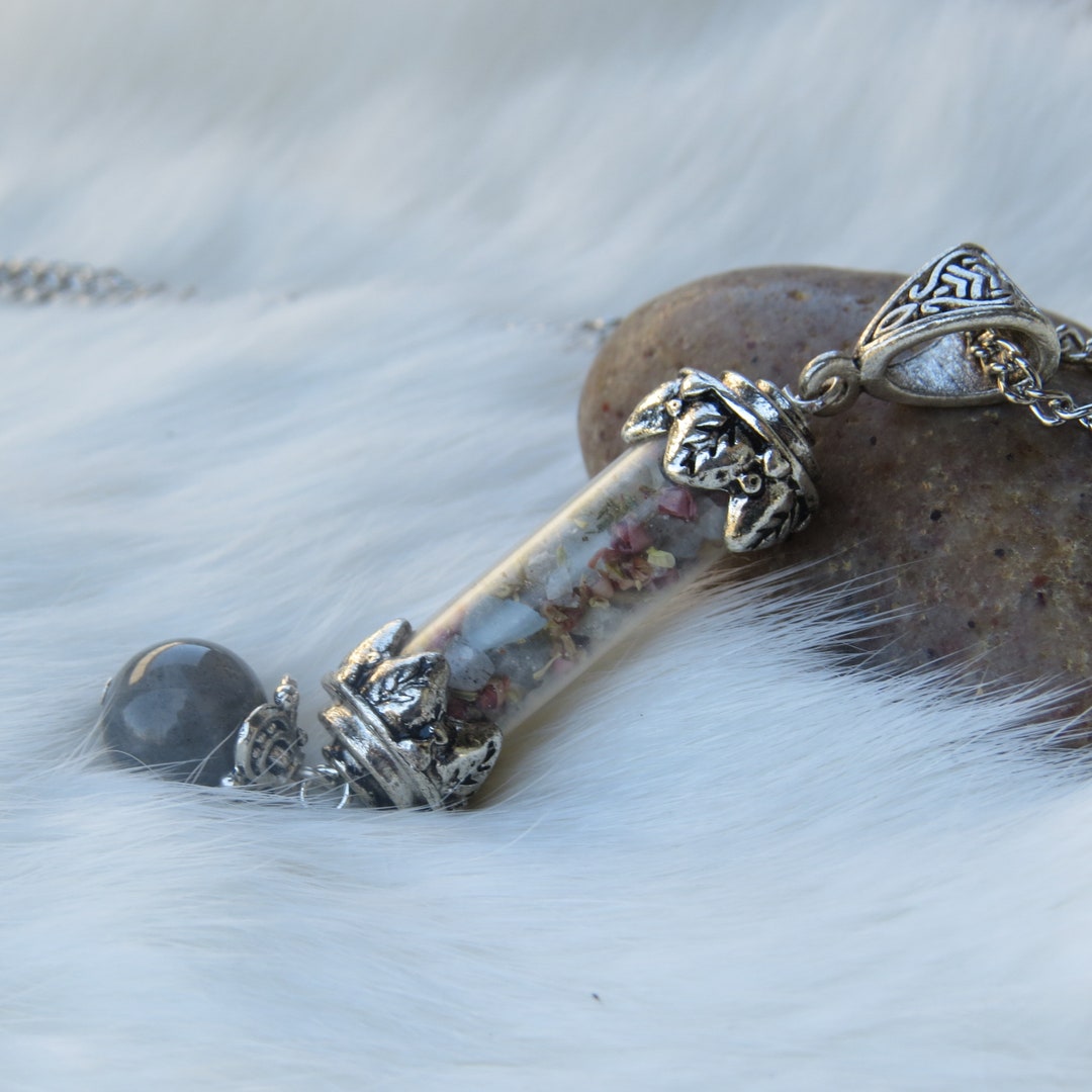 Labradorite Aura Protection Necklace, Witch's Auric Shield Amulet ...