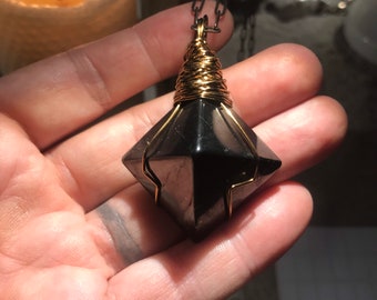 Shungite Pyramid Crystal Grid Meditation Chakra Reiki | Etsy