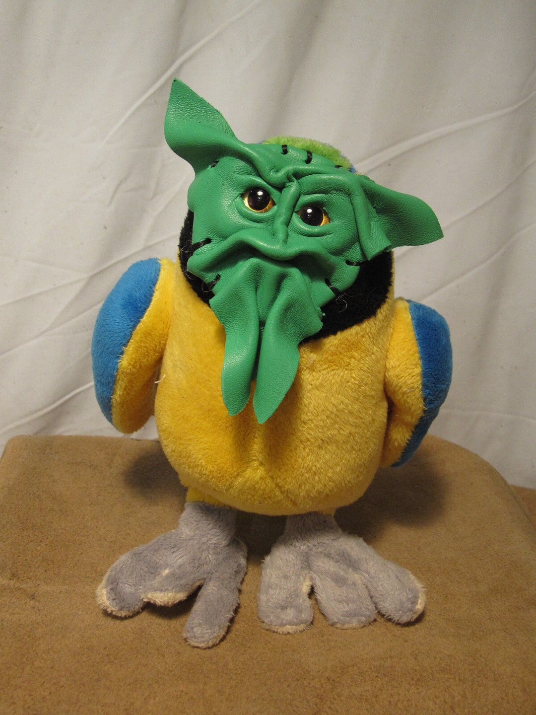 Grichels G-wok Spring Green With Honey Brown Big Pupil Eyes - Etsy