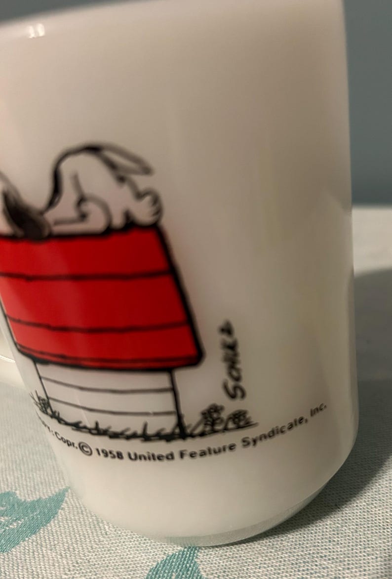 Vintage Anchor Hocking Fire King Snoopy Milk Glass Mug | I Think I'm ...