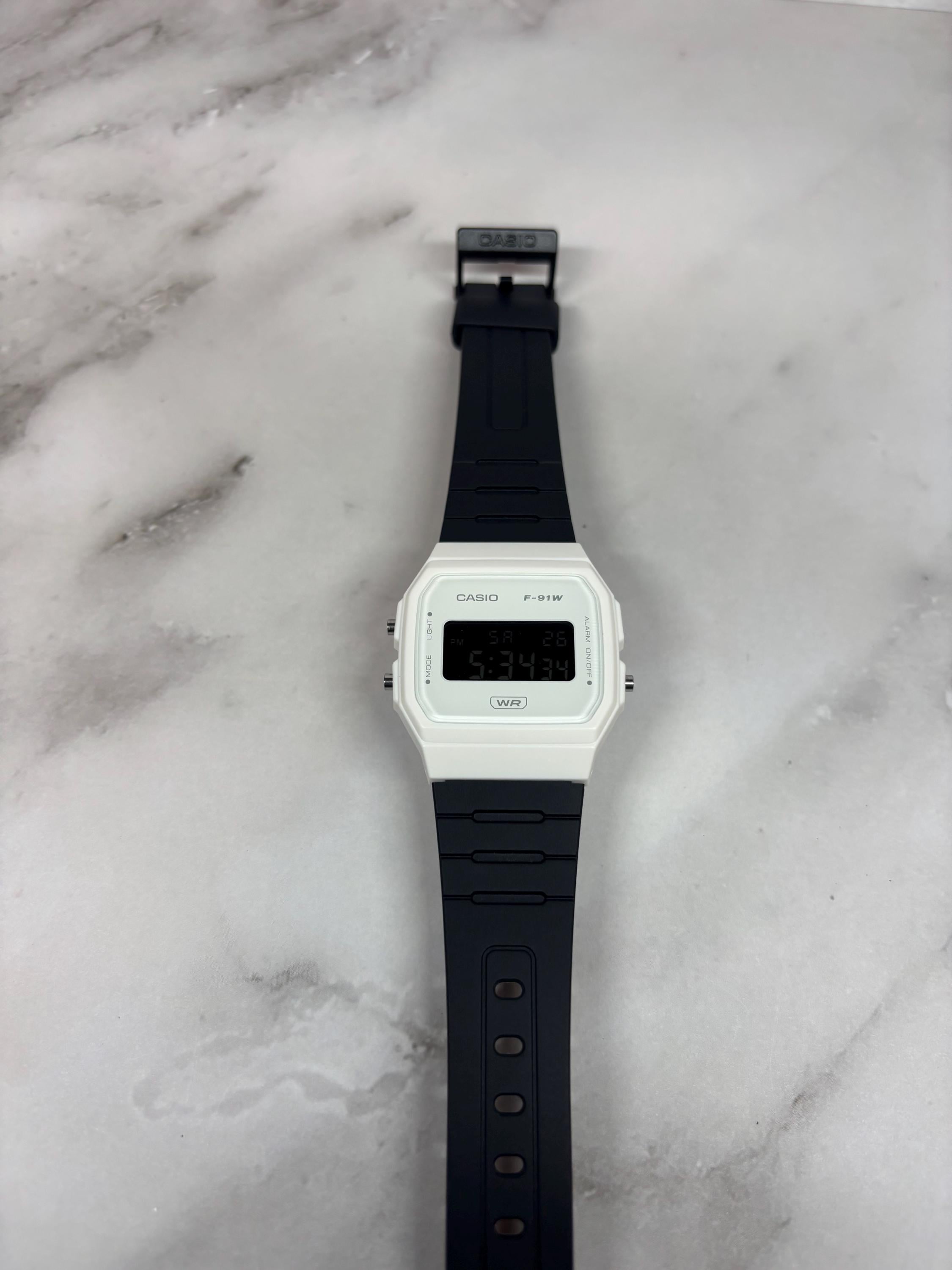 Custom White Casio F91W Inverted Screen Mod & Black Strap - Etsy