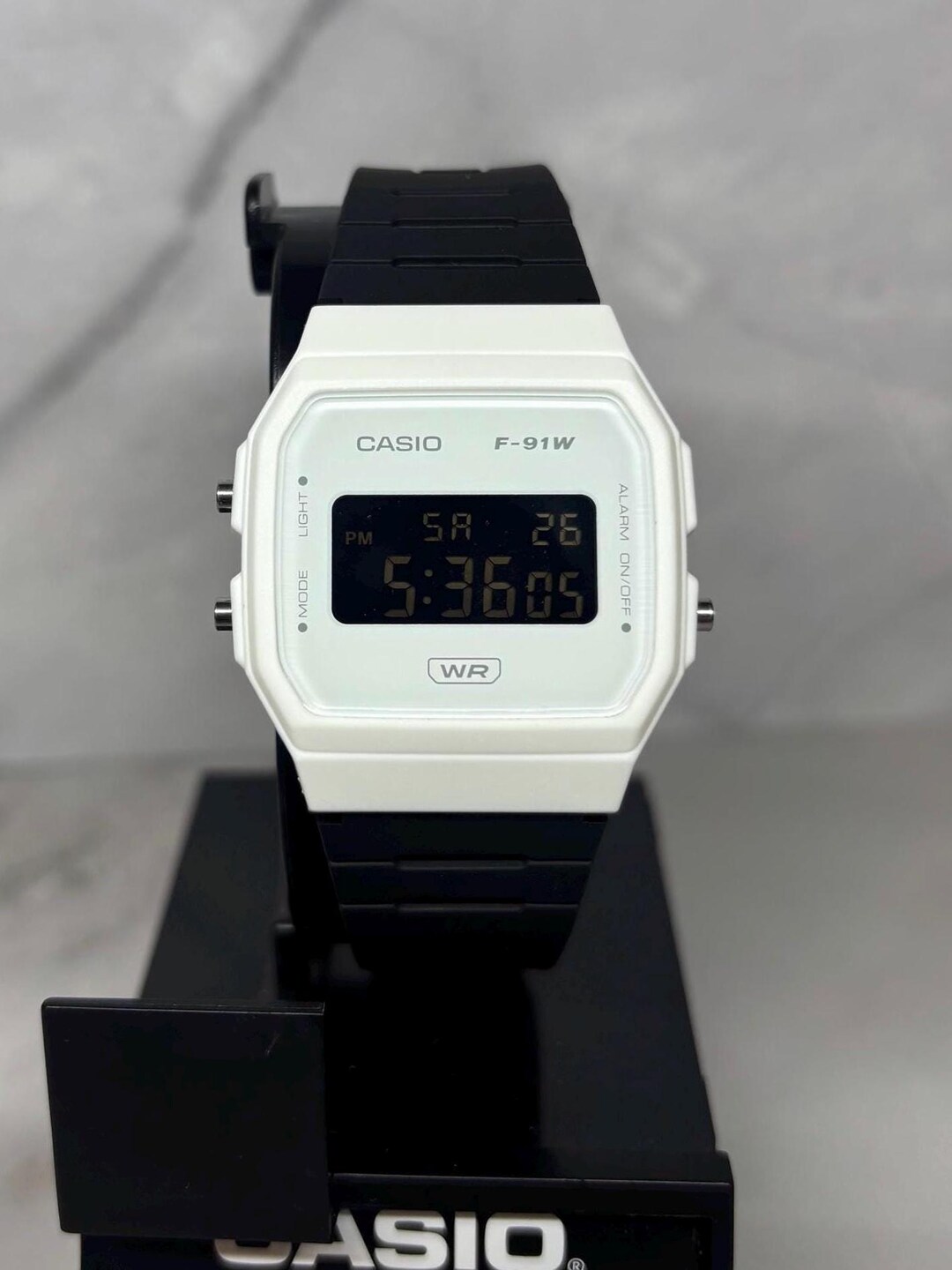 Custom White Casio F91W Inverted Screen Mod & Black Strap - Etsy