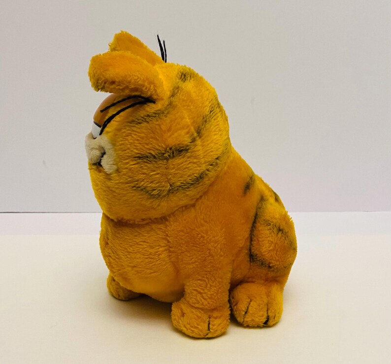 Vintage 1981 Garfield Plush 10” United Feature Syndicate Inc R Dakin ...