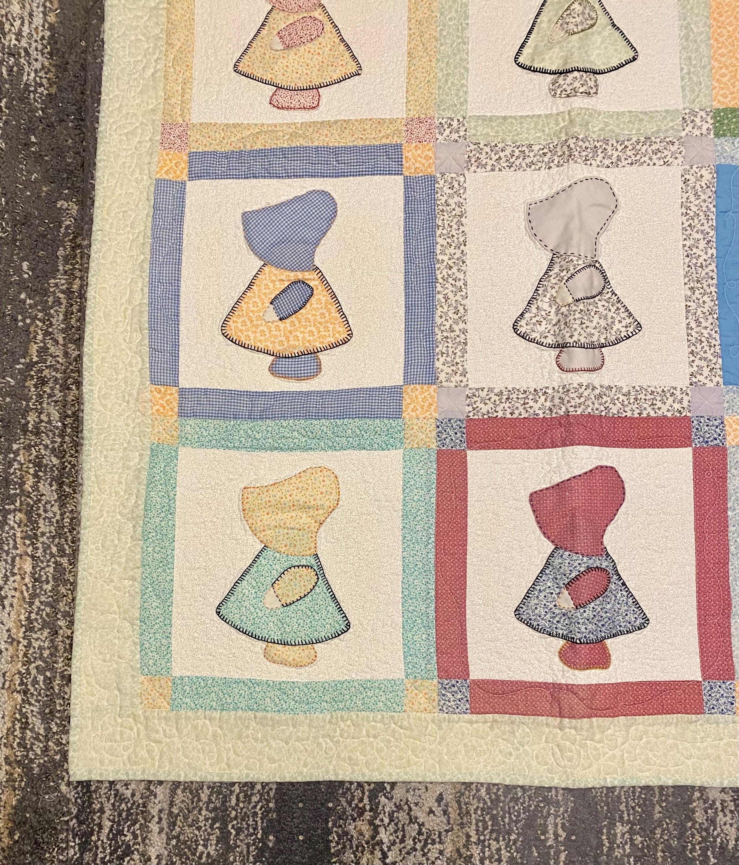 Vintage Original Hand Stitched Sun Bonnet Sue Pattern Quilt 41” X 54 ...
