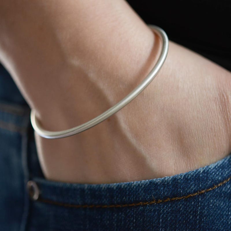 925 Silver Bangle Oval - Etsy