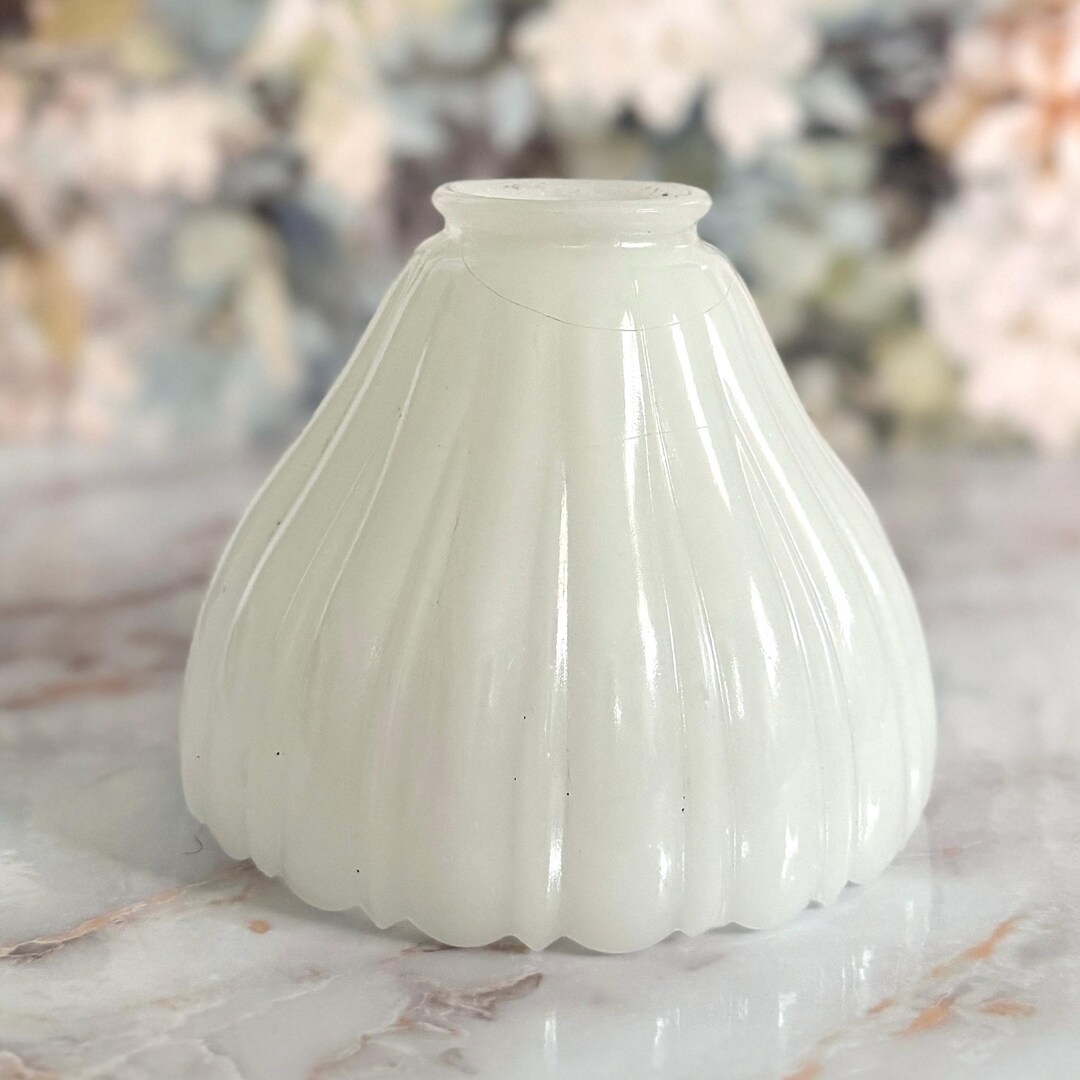 Antique Ruffled Art Deco Ivory / off White Milk Glass Heavy Lamp Shade ...