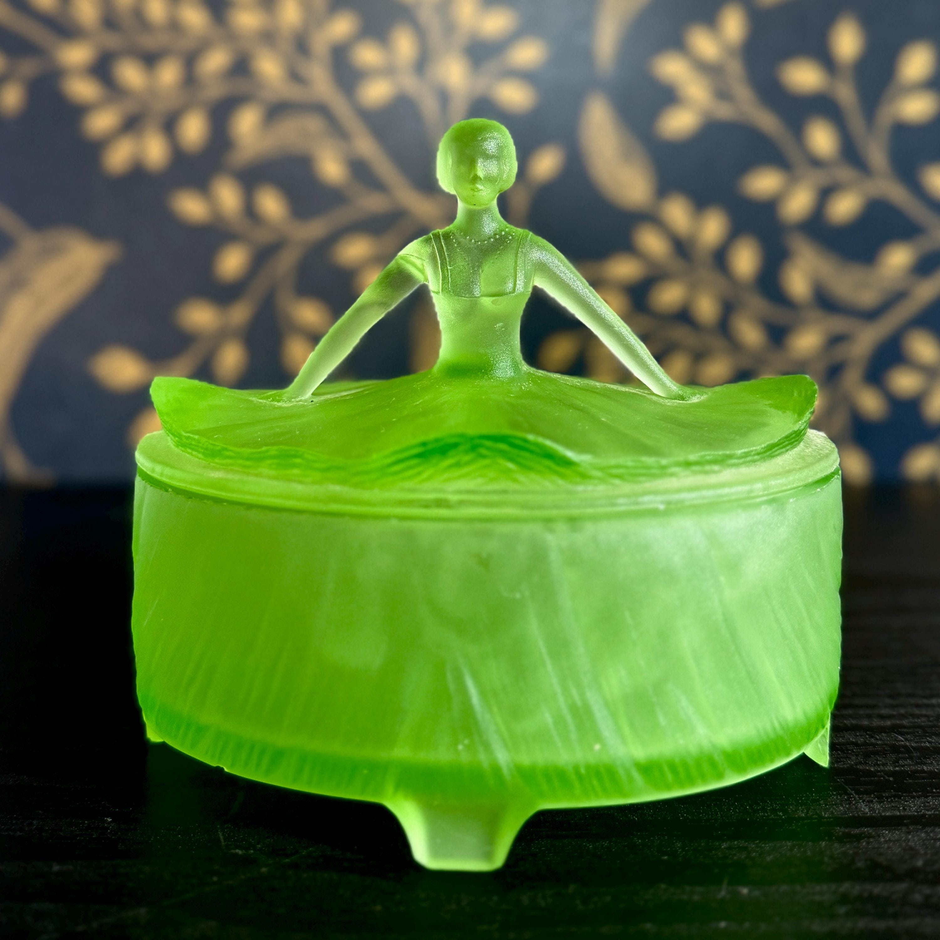 Art Deco “wendy” 1920s Uranium Glass Trinket Box by LE Smith - Woman ...