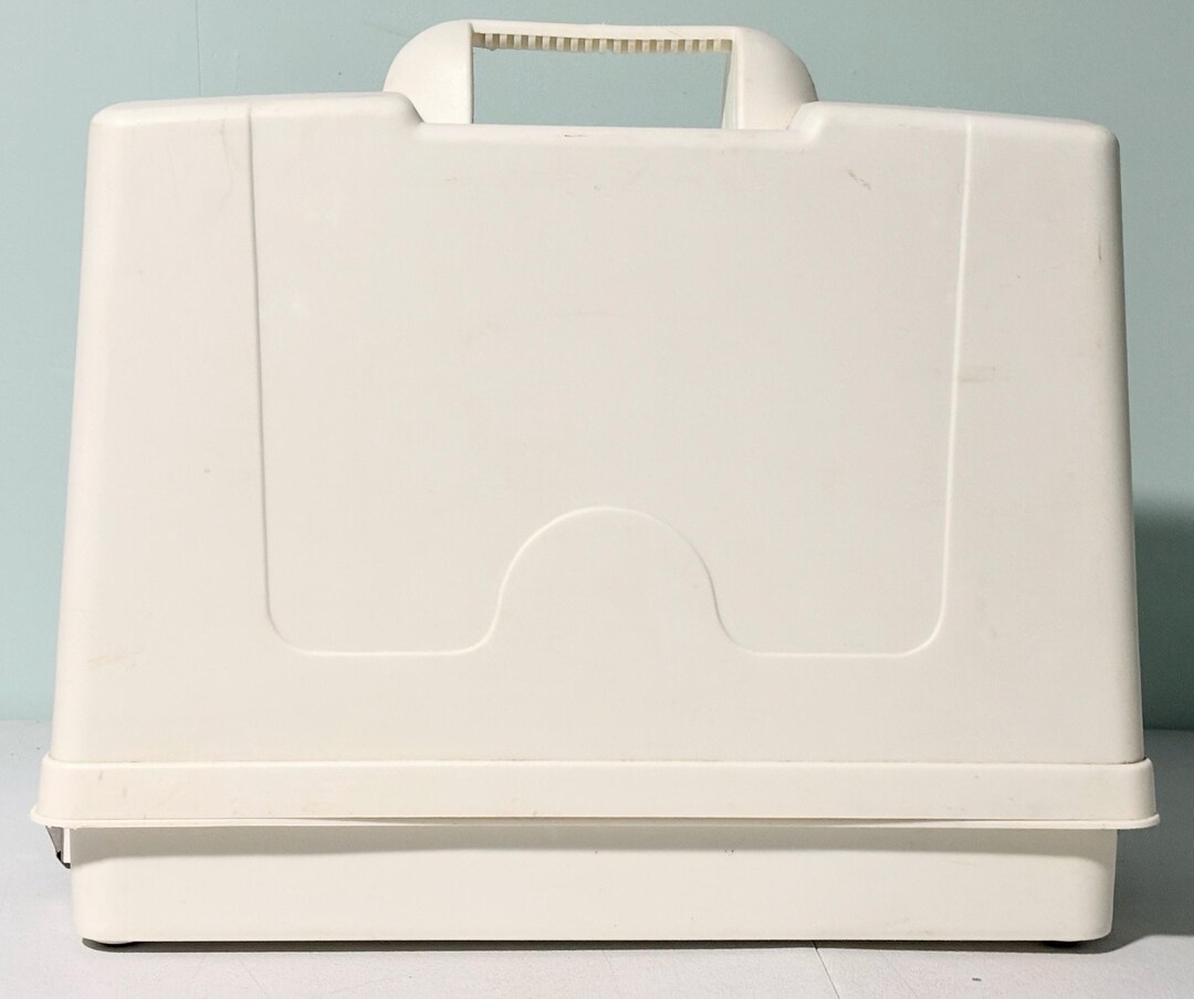 Generic Plastic Sewing Machine Case White 18.5” Long X 16” Tall X 9 ...