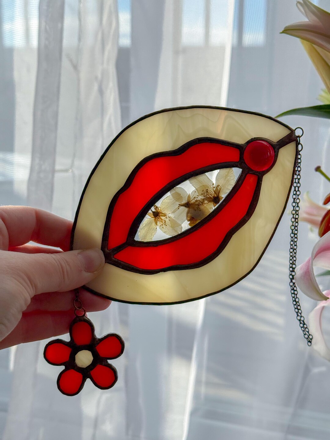 Stained Glass Vulva Suncatcher | Pressed Flower Yoni Art - Etsy