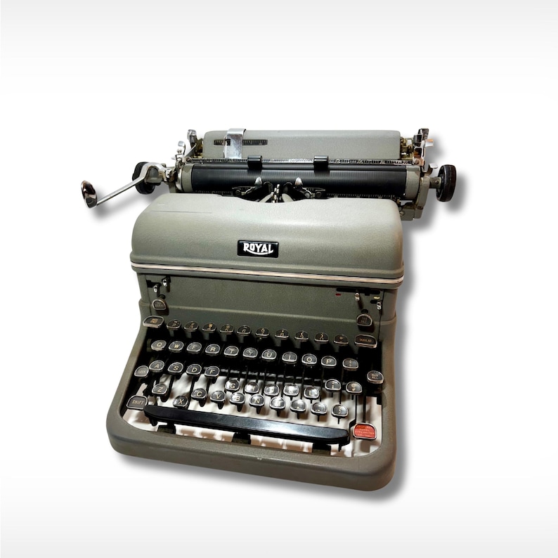Vintage 1958 Royal Magic Desktop Classic Manual Typewriter Mid-century ...