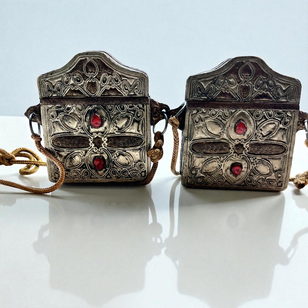 Antique Islamic Quran Holder Box – Ornate Handcrafted Metal Case With ...