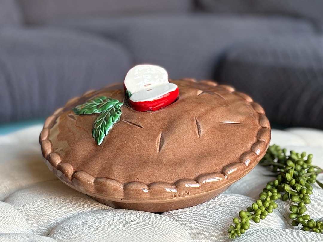 Vintage Unique Artistic Ceramic Apple Pie Plate and Lid Cover Pie ...