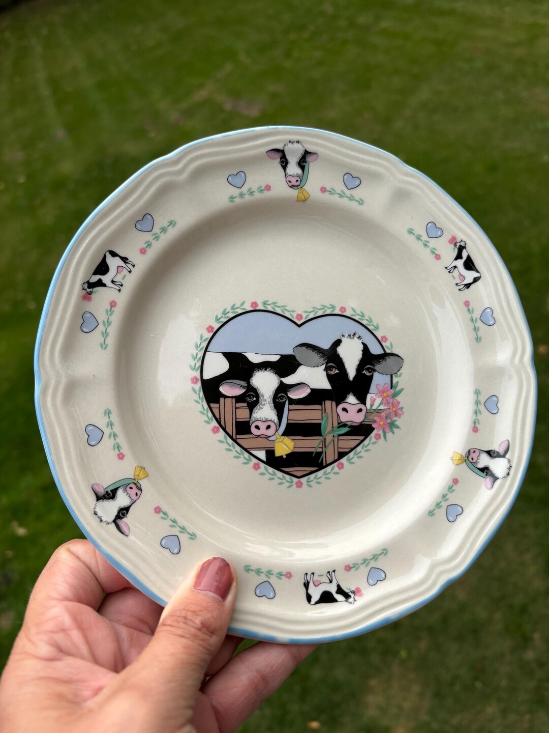 Vintage Tienshan Stoneware 12 Pce Buttercup Cows Hearts Dinner Salad ...