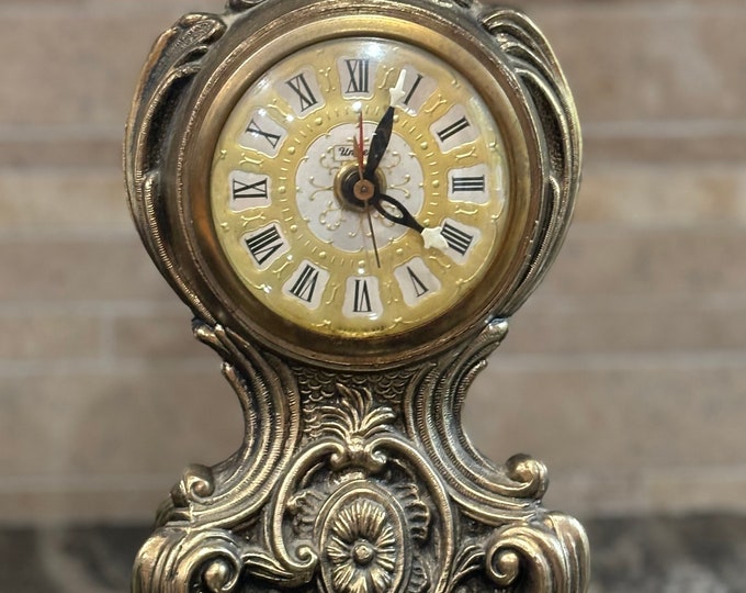 Vintage United Clock Corp Brass Electric Mantle Clock French Provincial ...