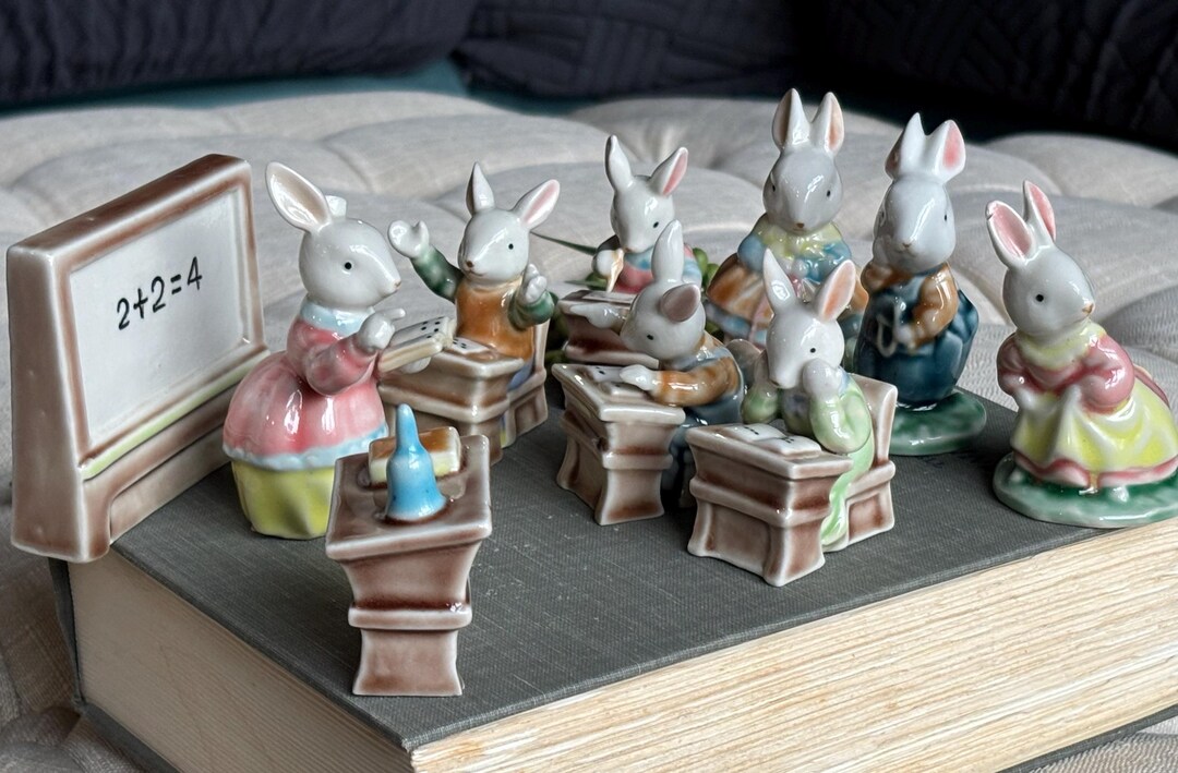 Vintage Set of Bunny Figurines - Student Bunnies Teacher Classroom ...