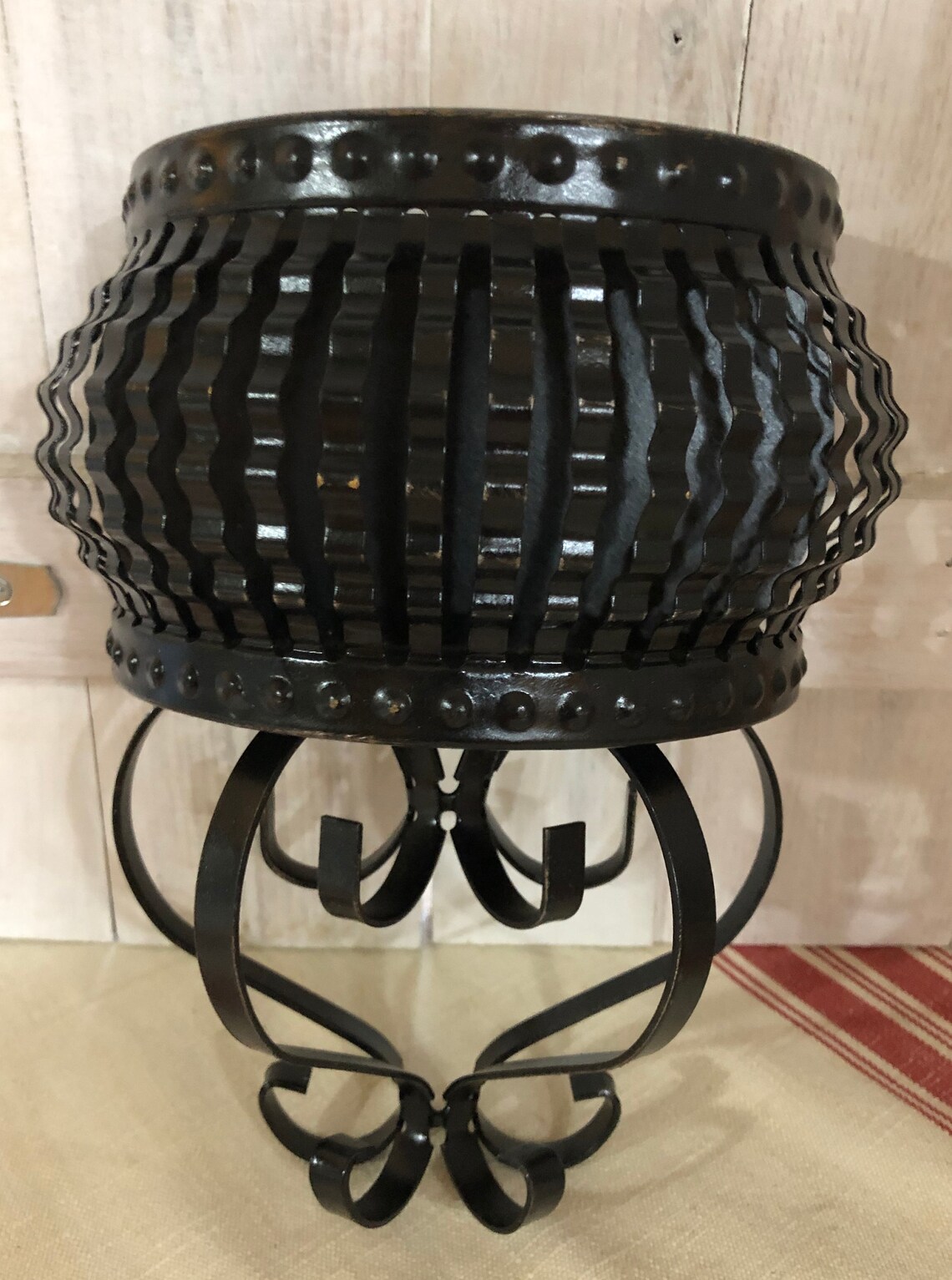 Vintage Black Metal Shelf Wall Pocket - Etsy