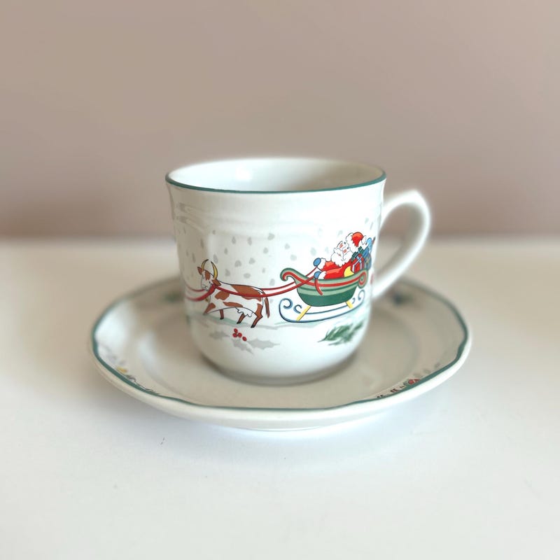 Tea Cup and Saucer Horse - Etsy
