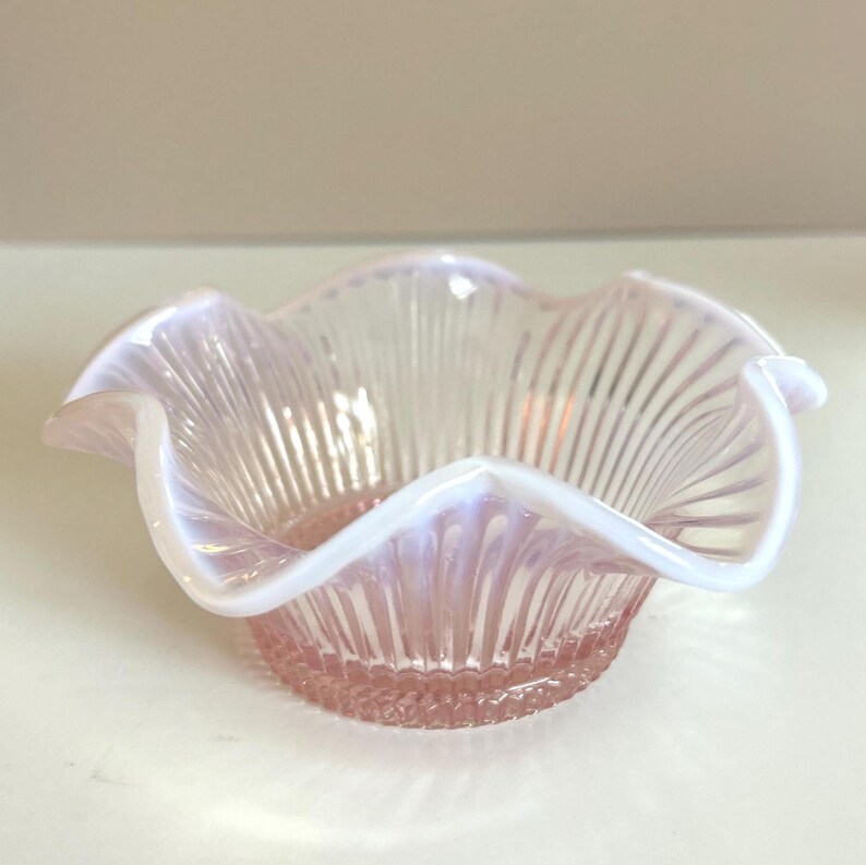 Vintage Fenton Pink Opalescent Glass Bowl Ruffled Edge Ribbed Pattern 6 ...