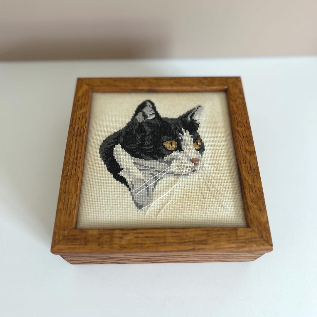 Vintage Cross-stitch Cat Trinket Box | 1990 Oak Framed Sewing Box ...