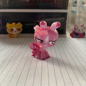 Sakura Moth - LPS Custom - Etsy