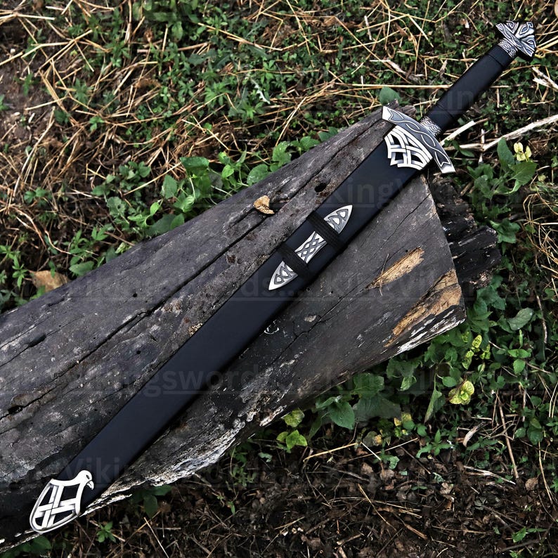 Hand Forged Damascus Steel Medieval Sword Viking Sword Fantasy Cosplay ...
