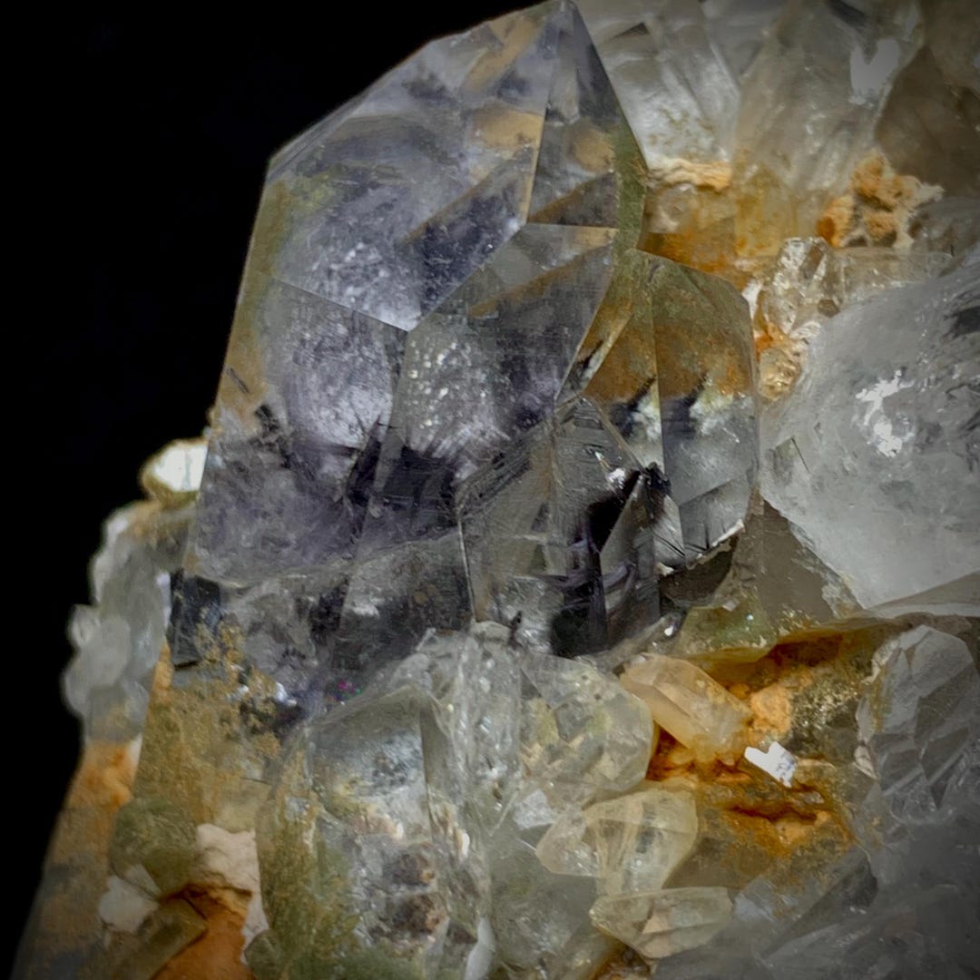 Brookite Crystals in Quartz With Byssolite Inclusions From Pakistan ...