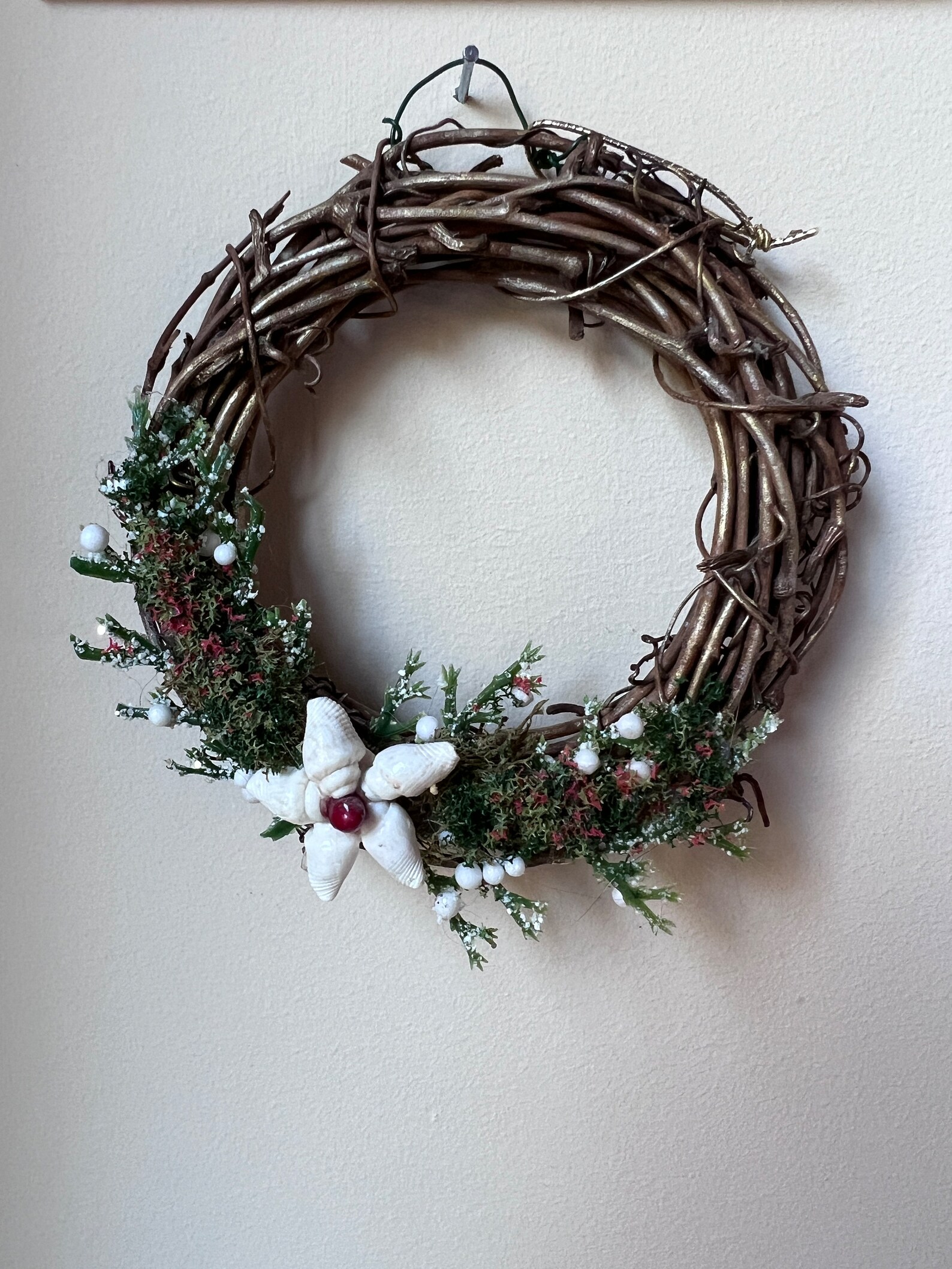 Wreath With Conch Shell Flower and Faux Greenery, Miniature Grapevine ...