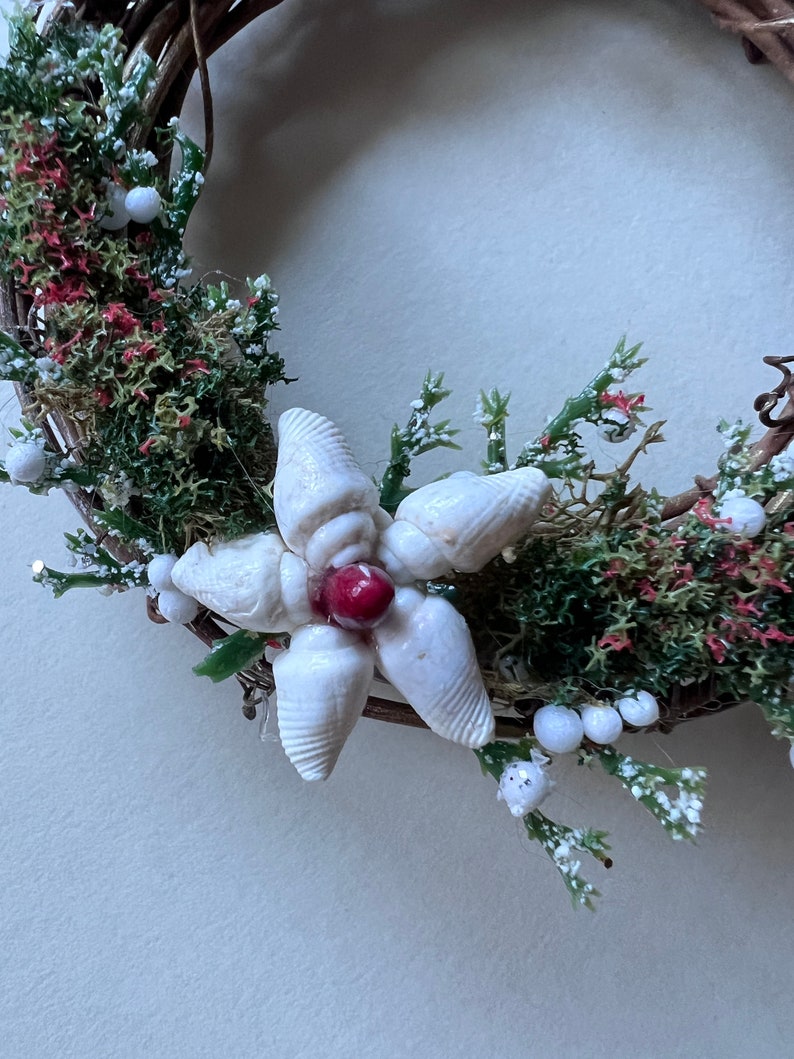 Wreath With Conch Shell Flower and Faux Greenery, Miniature Grapevine ...