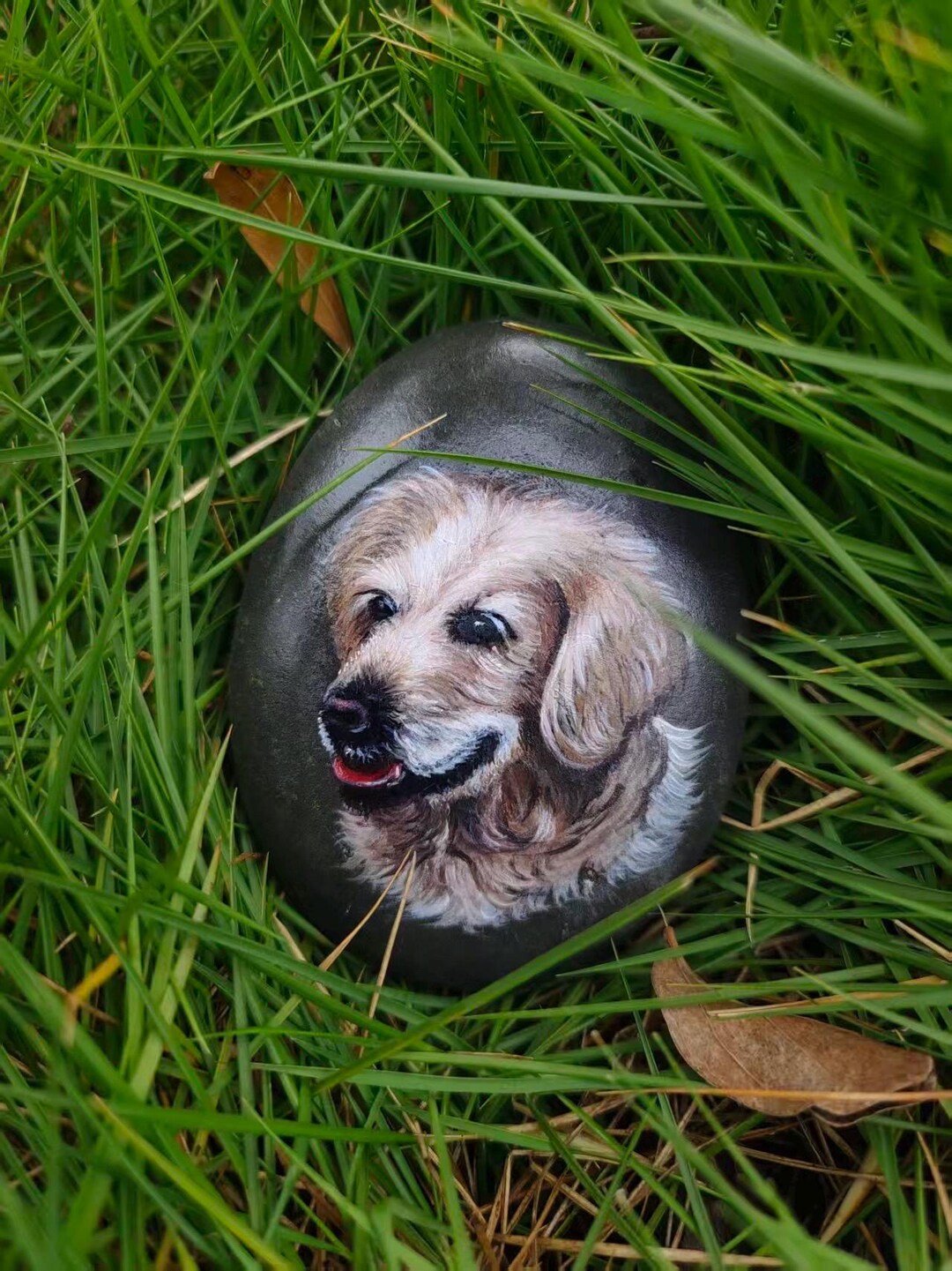 Hand Painted Dog Portrait on Natural Stone, Rock Art, Desk Decor - Etsy