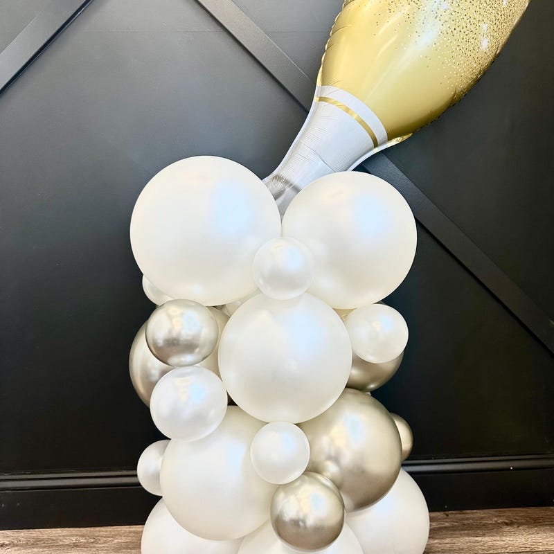 Balloon Tower - Etsy