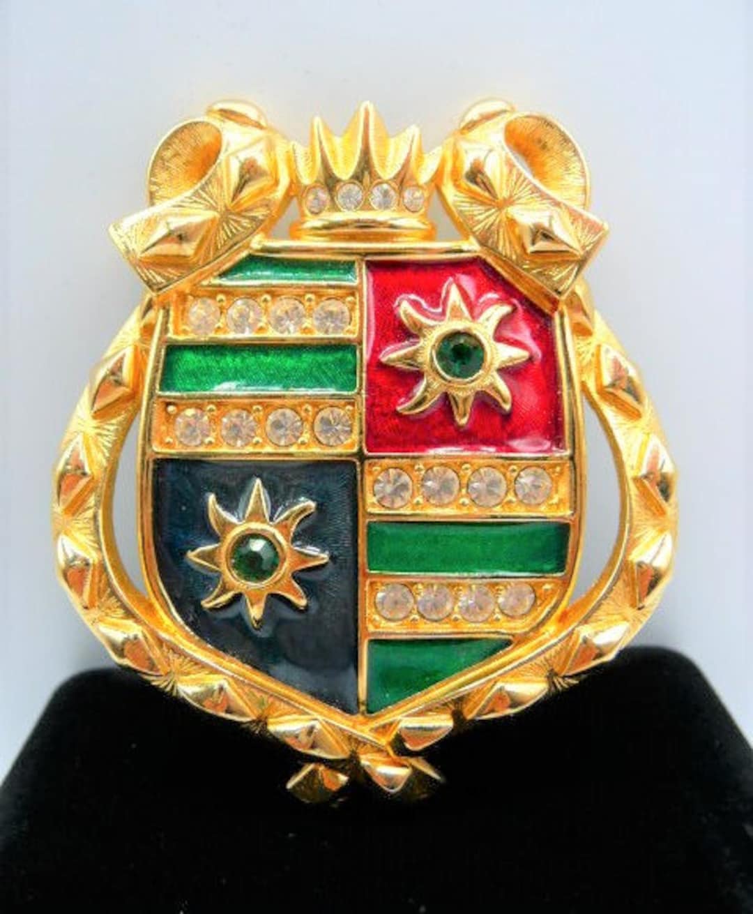 Royal Military Heraldic Crown Shield Shape Brooch Pin Badge, Emerald ...