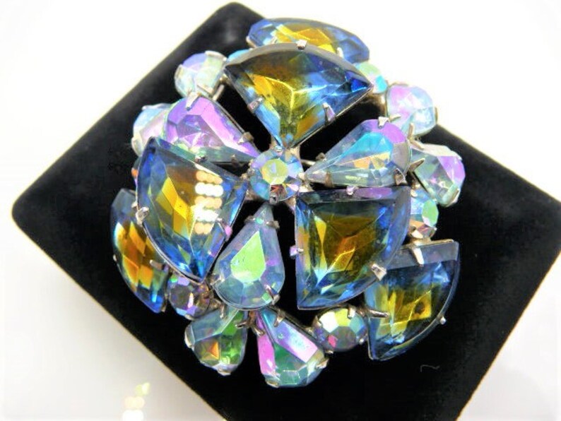 Specialty Stones Brooch Pin, Blue Flash Trapezoid Rhinestones, Aurora ...