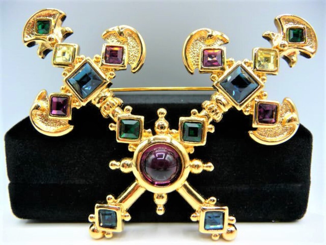 Princess Michaela Von Habsburg Bejeweled Heraldic Crossed Swords Brooch ...