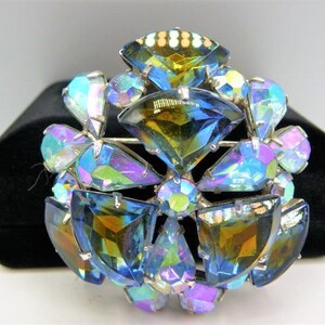 Specialty Stones Brooch Pin, Blue Flash Trapezoid Rhinestones, Aurora ...