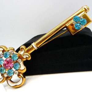 Pegasus Coro Bejeweled Enameled Key Brooch Pin, Signed Vintage, 1945 ...