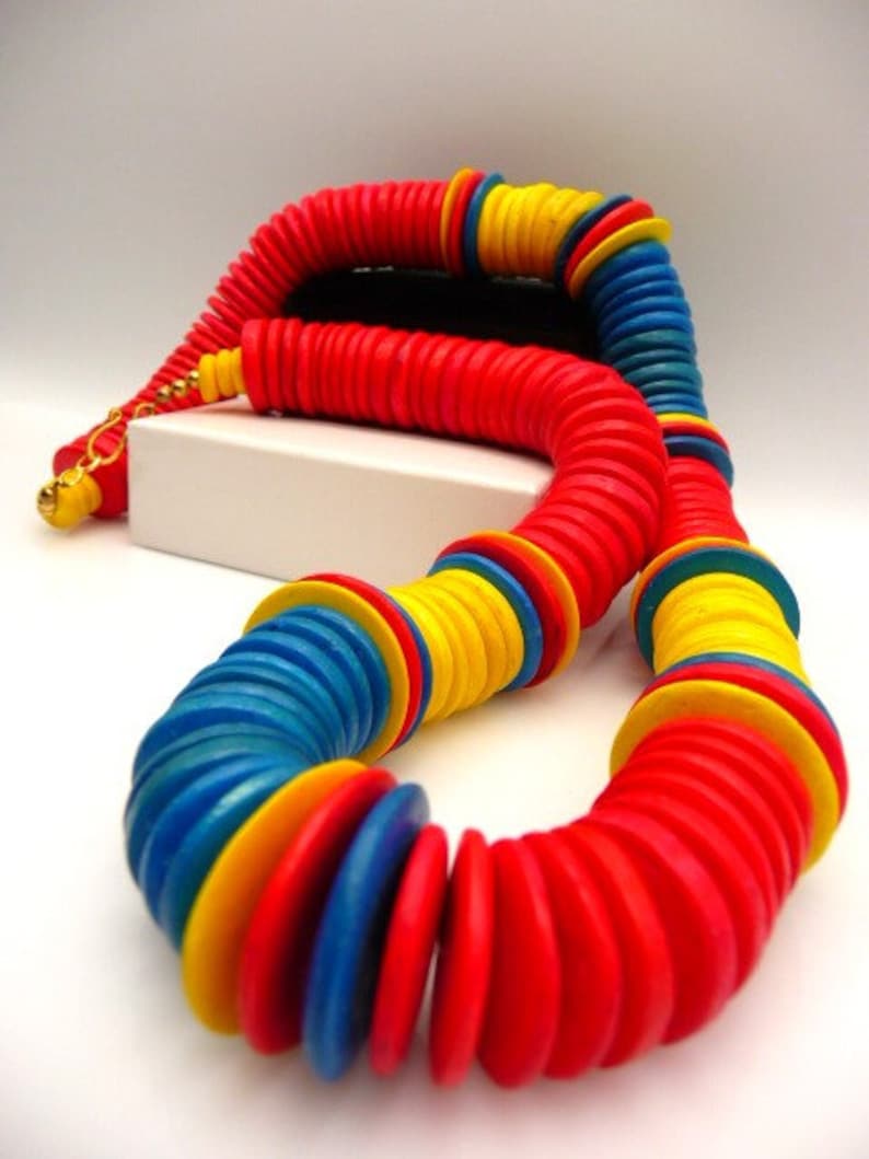 Super Colorful Rainbow Resin Disc Beads Necklace, Unsigned Vintage - Etsy