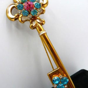 Pegasus Coro Bejeweled Enameled Key Brooch Pin, Signed Vintage, 1945 ...