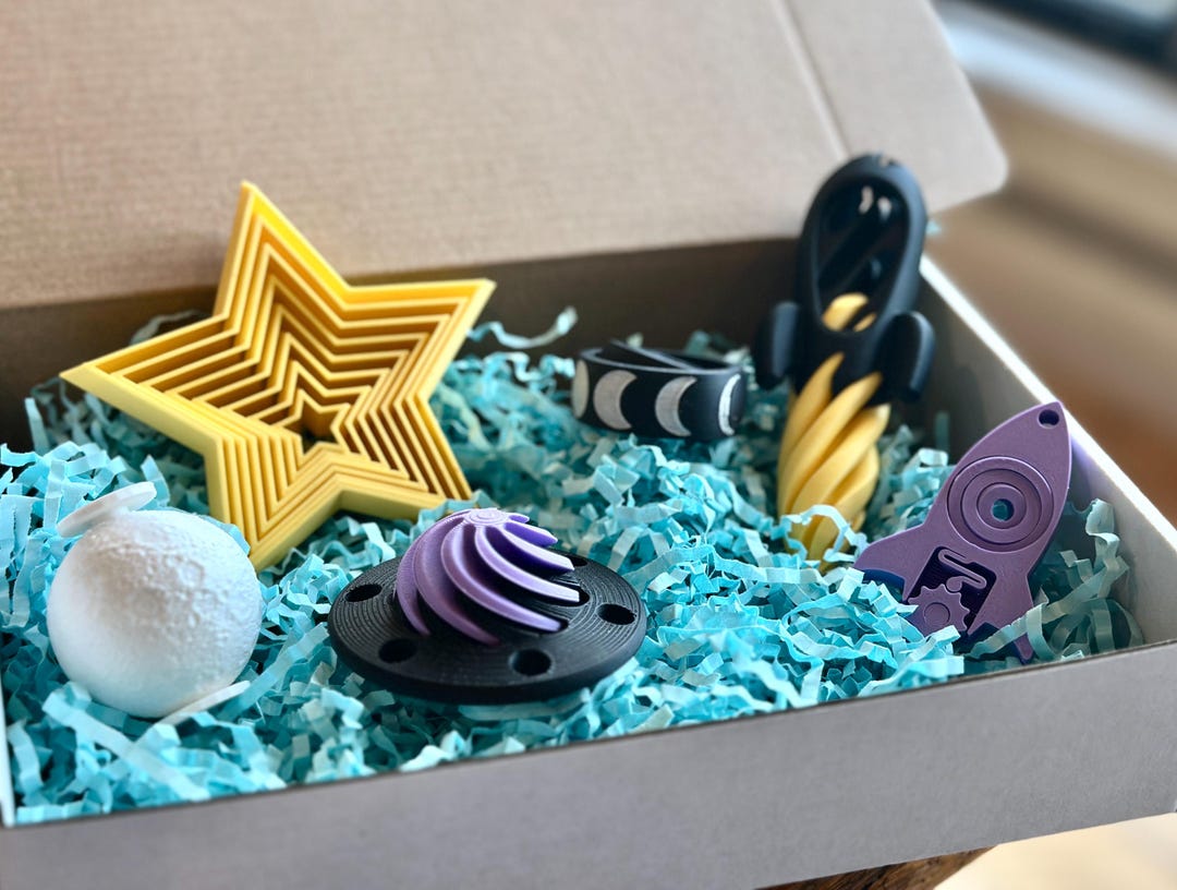 Space Fidget Toy Box: Rocket, Star, UFO - Sensory Toys (set of 6) - Etsy