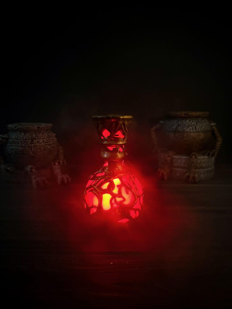 Elden Ring Crimson Tears Flask | Glowing Fantasy Potion Prop | 3D ...