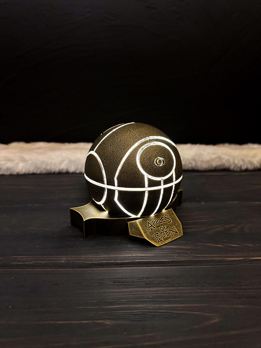 Glowing Apple of Eden, Assassin, Gift for Fans, Replica, Artefact, Home ...