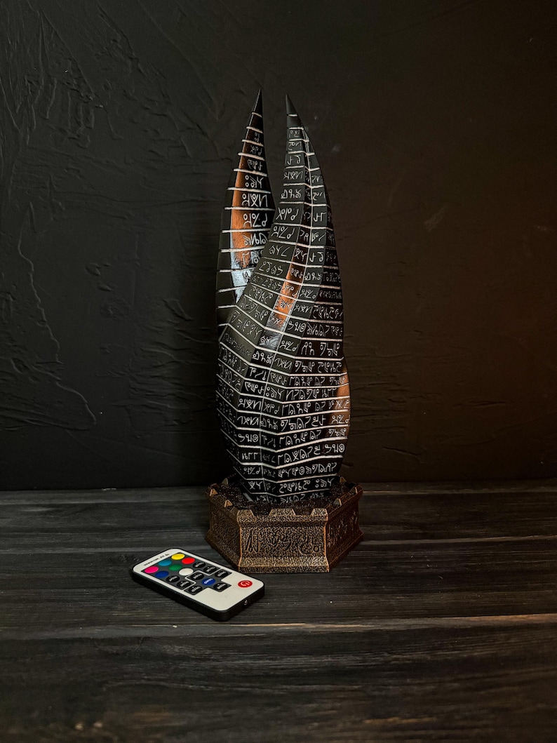 Dead Space Marker, RGB LED, Glowing Obelisk, Replica, Dead Space ...
