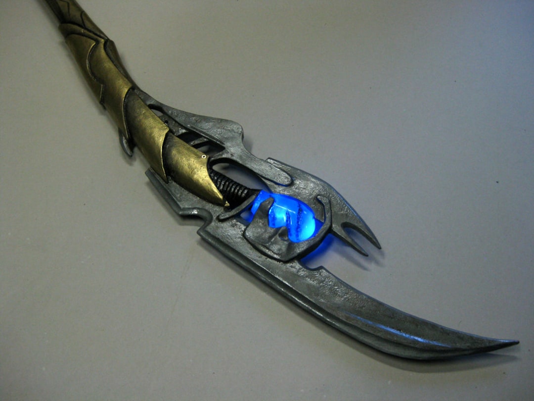 Loki Scepter Short Staff Battle Worn Golden Glowing Gem Cosplay Prop ...